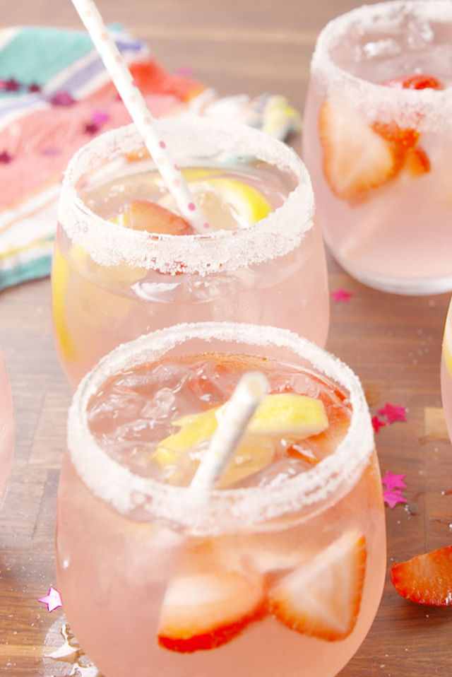 Refreshing Boozy Giggle Juice Cocktail Recipe Might Inspire You To Host ...